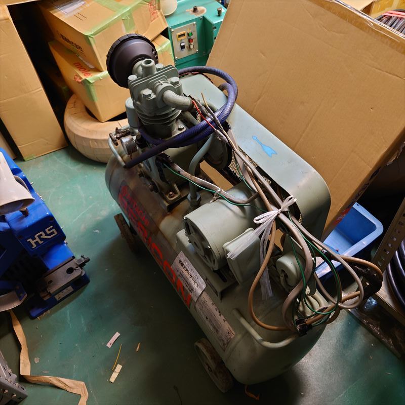 Yahoo!オークション - 【送料着払い】0.75P-9.5V5 レシプロコンプレッ...