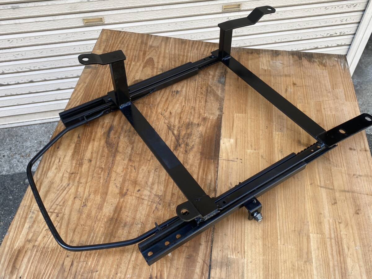 Yahoo!オークション - 三菱 i（アイ） シートレール 左右セット (RECAR...