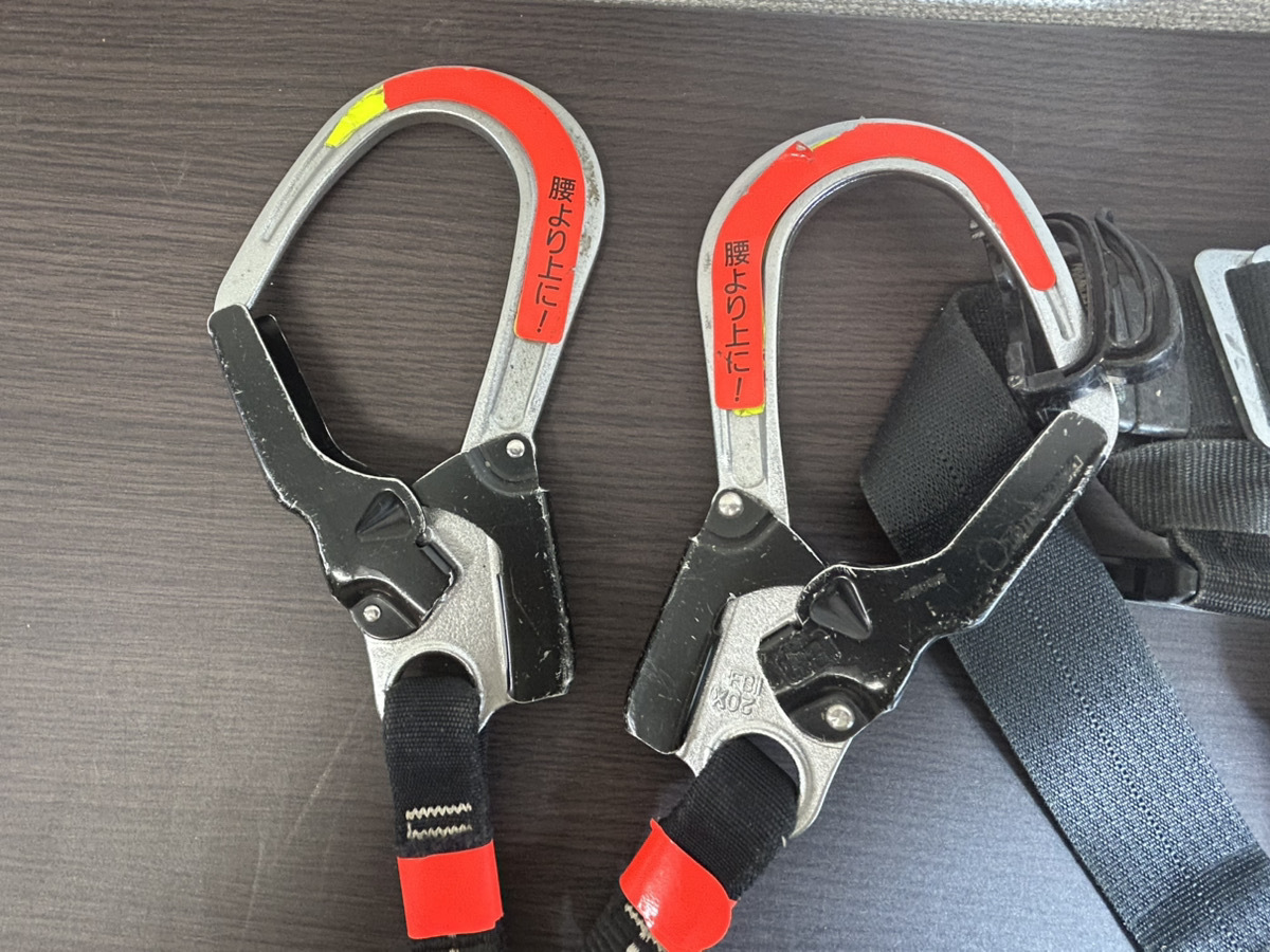 8173-06 新規格適合品 墜落制止用器具 タニザワ 谷沢製作所 2丁掛け 伸縮ランヤード 第1種/フルハーネス型 第2種 23B 21E(安全帯)｜売買されたオークション情報、yahooの ...