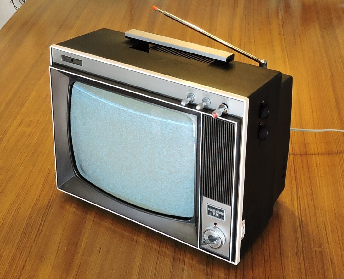 SONY 昭和42年 ブラウン管テレビ TV-120N トランジスタテレビ SONY 昭和42年 ブラウン管テレビ TV-120N トランジスタテレビ