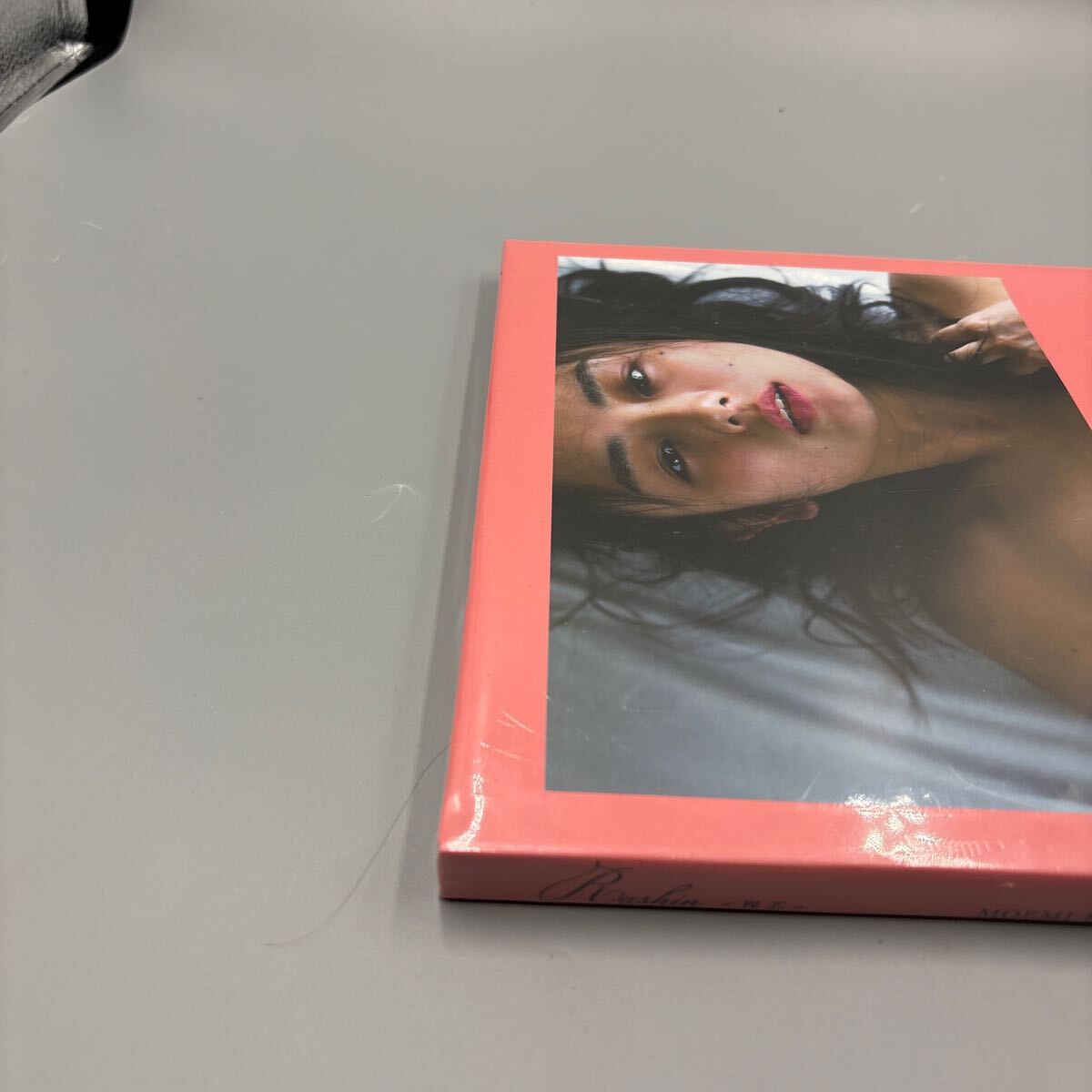 Yahoo!オークション - 片山萌美写真集 裸芯 Rashin 写真集 片山萌美 ≪...