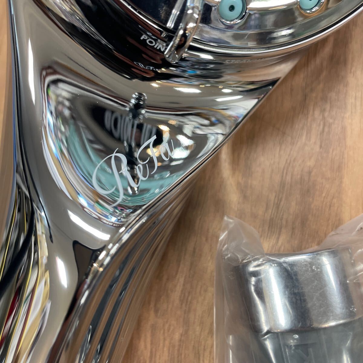 Yahoo!オークション - リファ ReFa ファインバブルU n8-0205 FINE BUB...