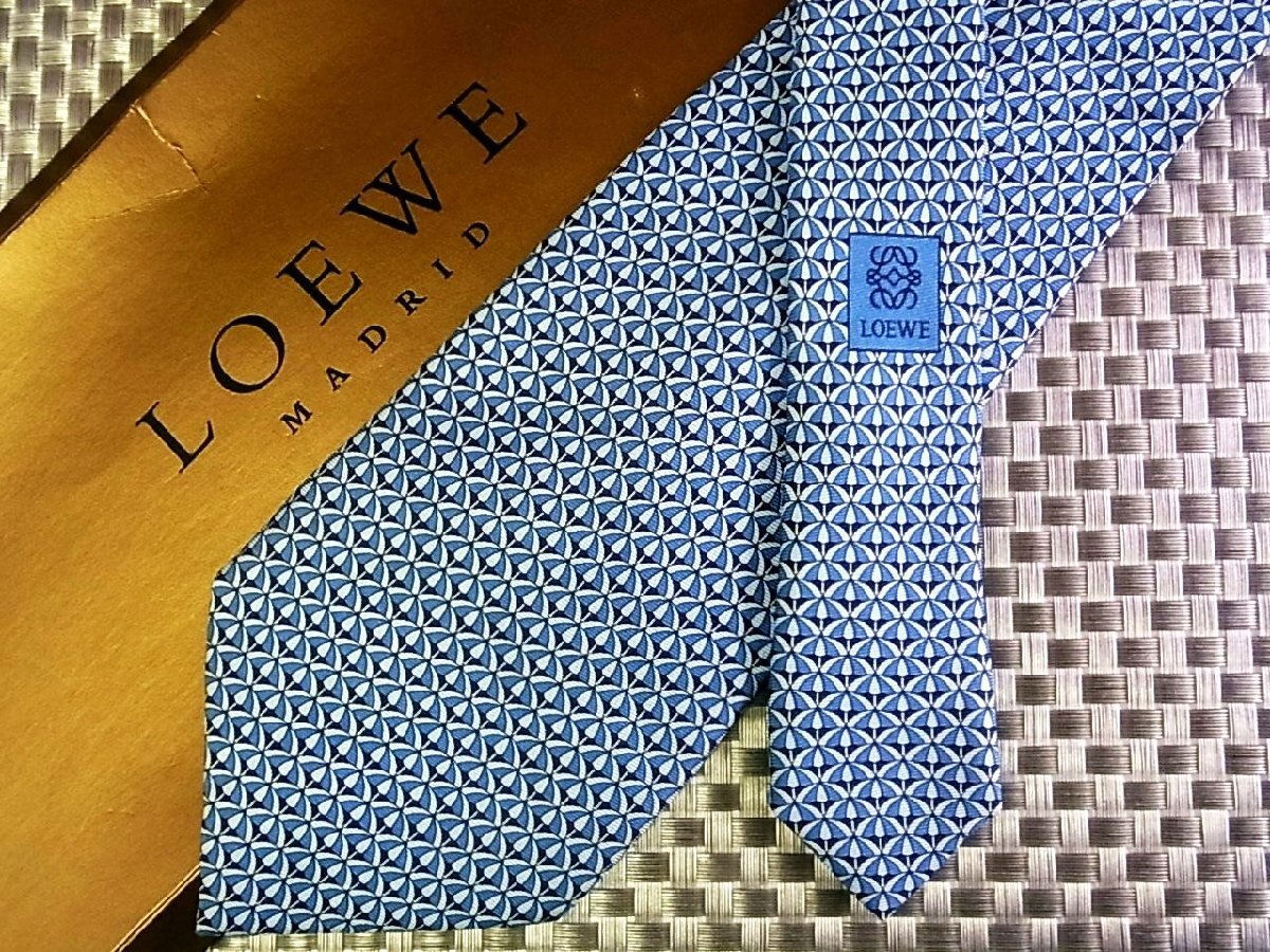 37128C 良品 傘 パラソル 柄 ロエベ LOEWE ネクタイ(男性用)｜売買されたオークション情報、yahooの商品情報をアーカイブ公開 - オークファン（aucfan.com）