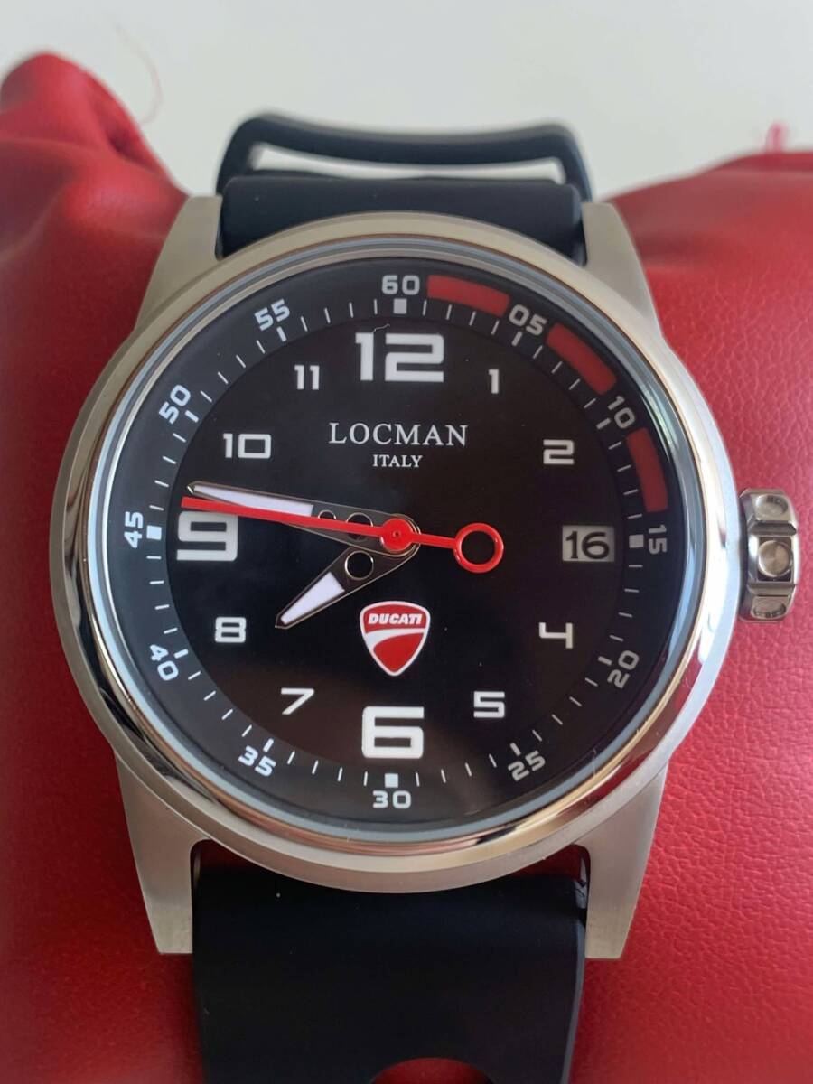 LOCKMAN DUCATI ロックマン ソロテンポ 42mm SS クオーツ 腕時計(アナログ（クォーツ式）)｜売買されたオークション情報、yahooの商品情報をアーカイブ公開 ...