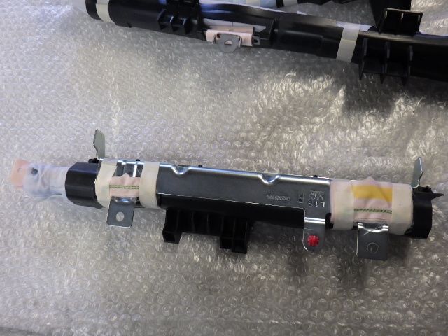 Yahoo!オークション - フリード HV G GB7 右 カーテン エアバッグ サ...