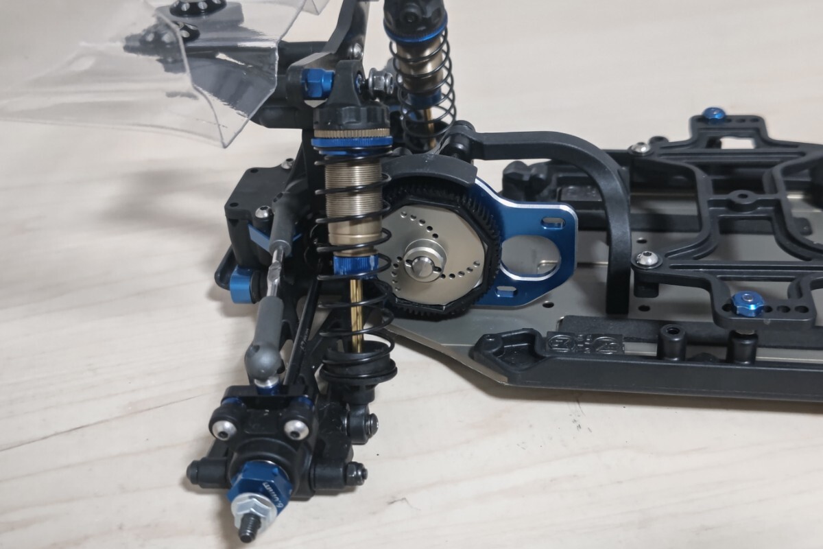 Yahoo!オークション - アソシ B6.2D スペアパーツ Associated