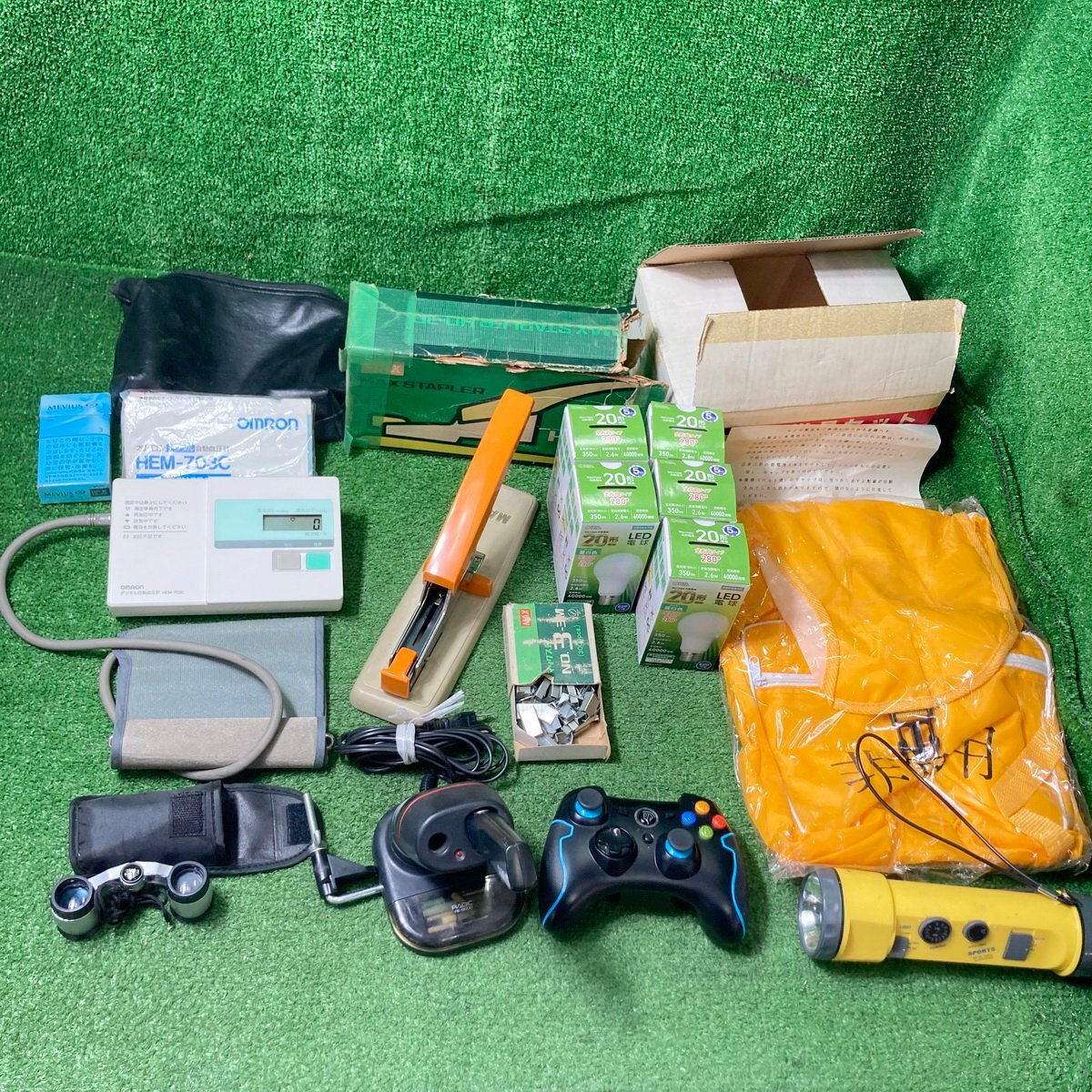 Yahoo!オークション - 菰睦a638 オムロン MAX 他 デジタル自動血圧計「...