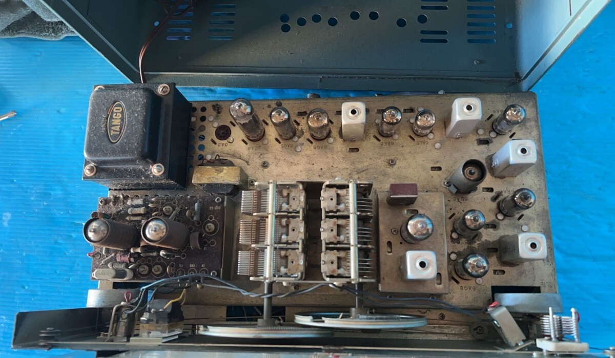 Yahoo!オークション - A222 TRIO トリオ COMMUNICATIONS RECEIVER 通信...