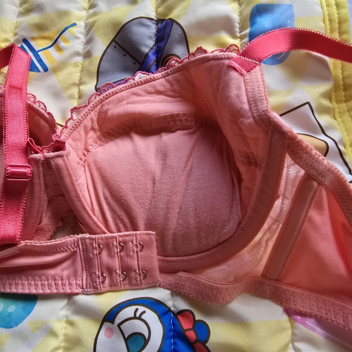 800円スタート 13-46 E80 L トリンプ ブラジャー&ショーツセット(新品)のオークション落札情報