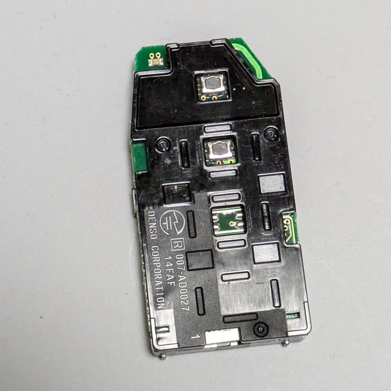 Yahoo!オークション - トヨタ 純正 PRIUSプリウス 50系 ZVW50 ZVW51 ZV...