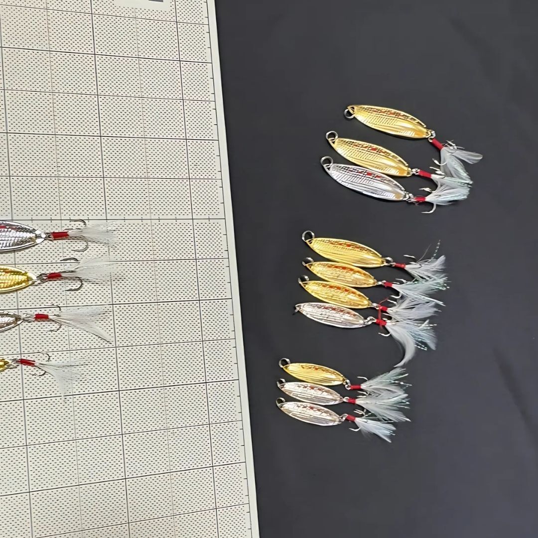 Yahoo!オークション - ルアー スプーン 14個セット 20g 15g 10g 7g ブ...