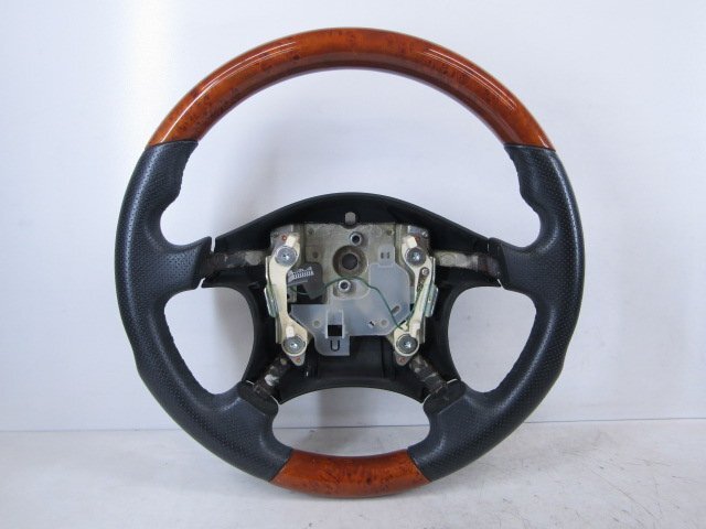 Yahoo!オークション - [Q34 P2] 日産 純正オプション MOMO モモ ウッ...