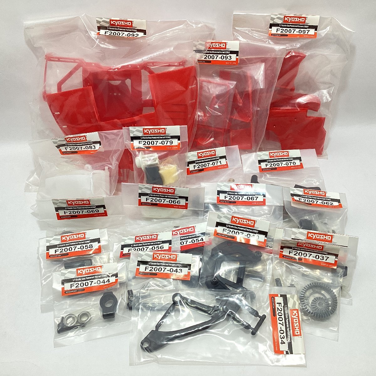 Yahoo!オークション - 1円スタート 未組立 週刊フェラーリ F2007 ラジ...