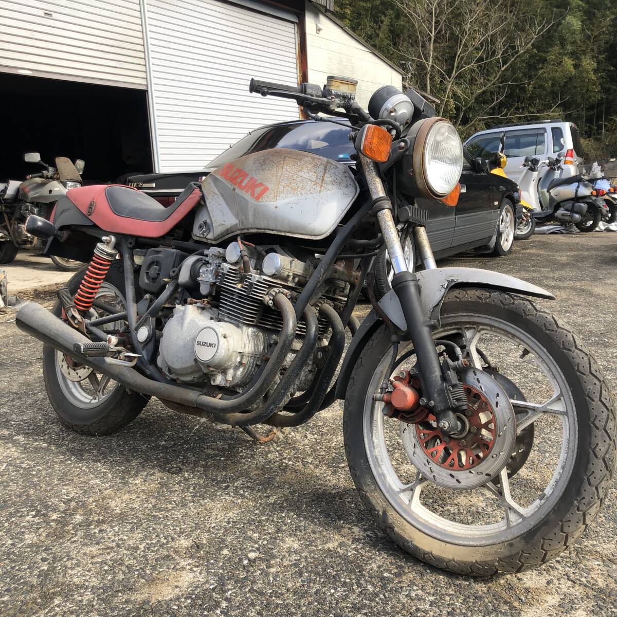 Yahoo!オークション - SUZUKI GS650G 刀 カタナ 部品取り 現在不動 レ...