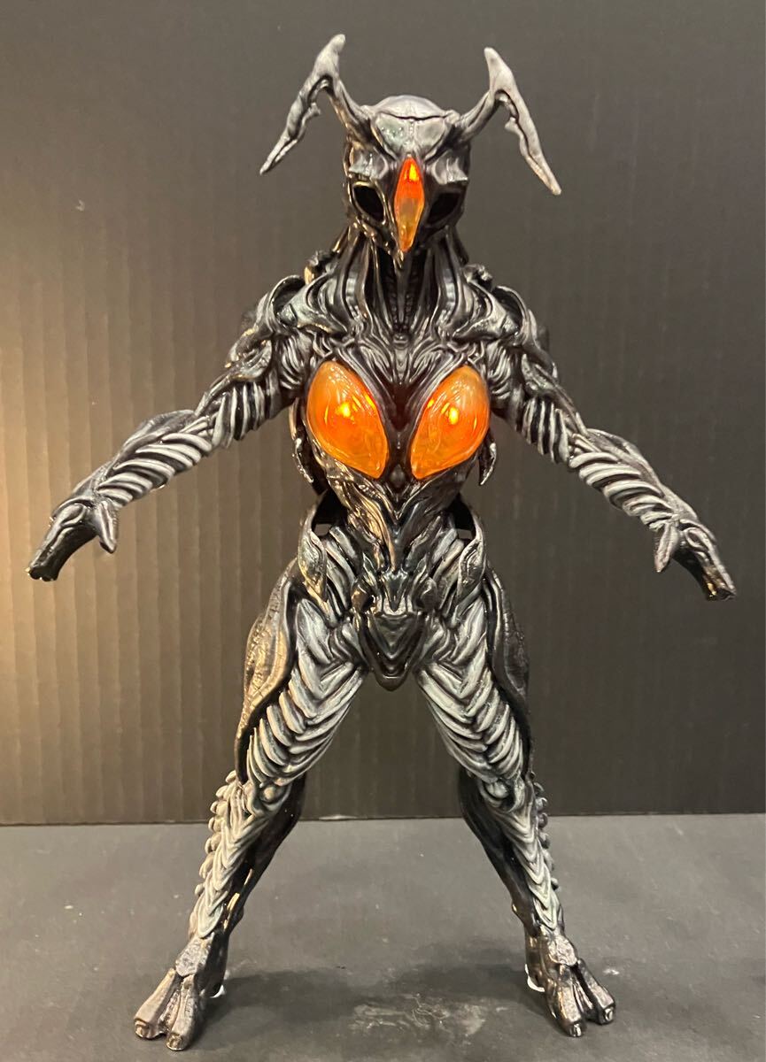 Yahoo!オークション - WF2025w ワンフェス2025 yoshi. ゼットン ガレー...