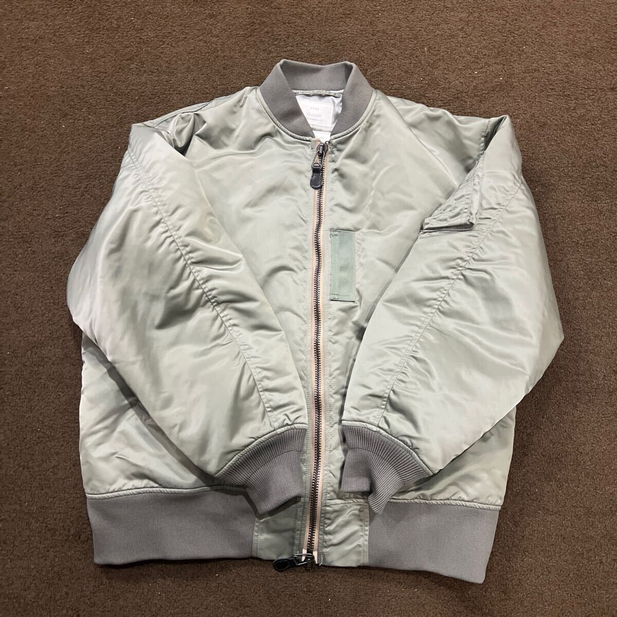 Yahoo!オークション - 1円スタートセール 極美品 今期 HYKE MA-1 ブル...