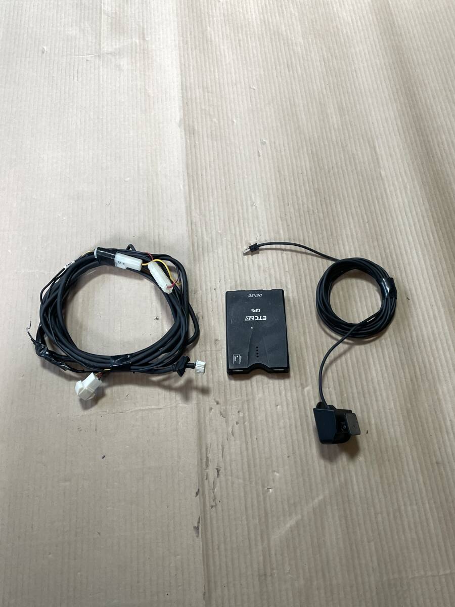 Yahoo!オークション - DENSO デンソー ETC 2.0 2.0ETC DIU-A011 GPS付 ...