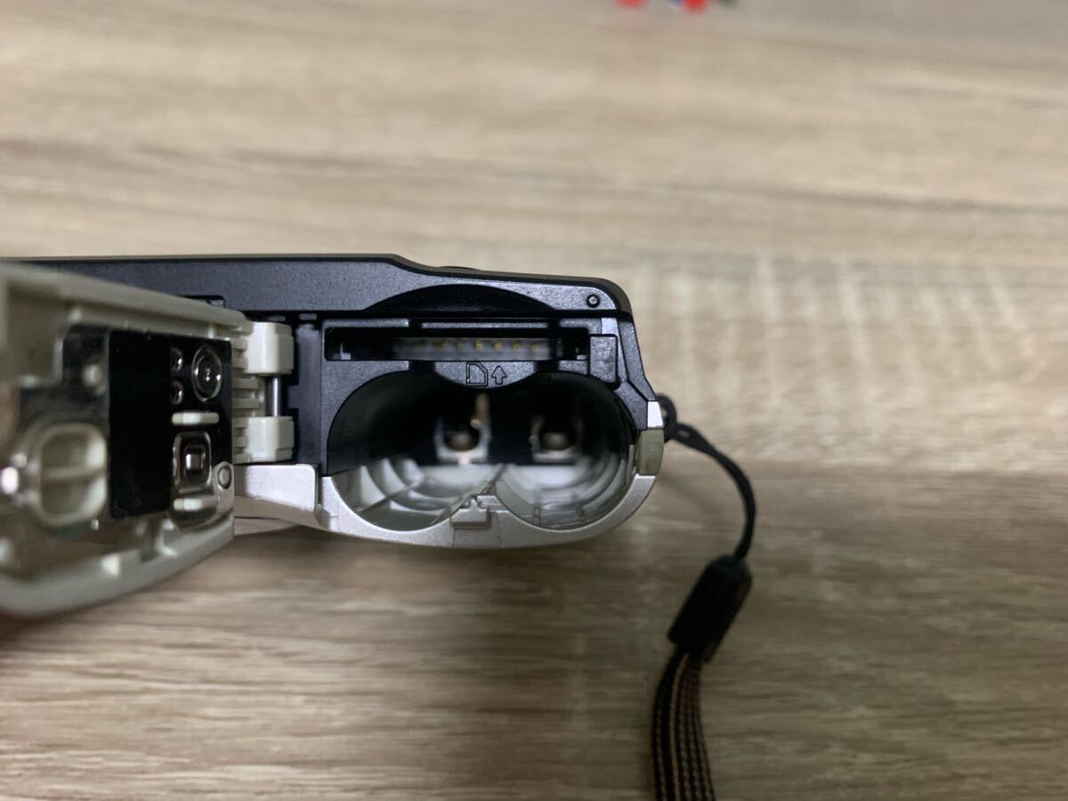 Yahoo!オークション - NIKON COOLPIX L21 ジャンク 液晶に難有り