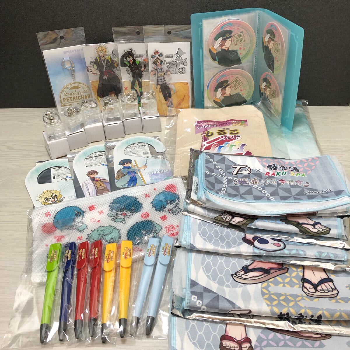 Yahoo!オークション - m677-0242-15 ワイテルズ グッズ まとめ売り ホ...