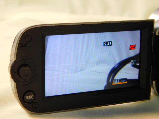 Yahoo!オークション - Y804 Canon/iVIS HF R100/ビデオカメラ/デジタル...