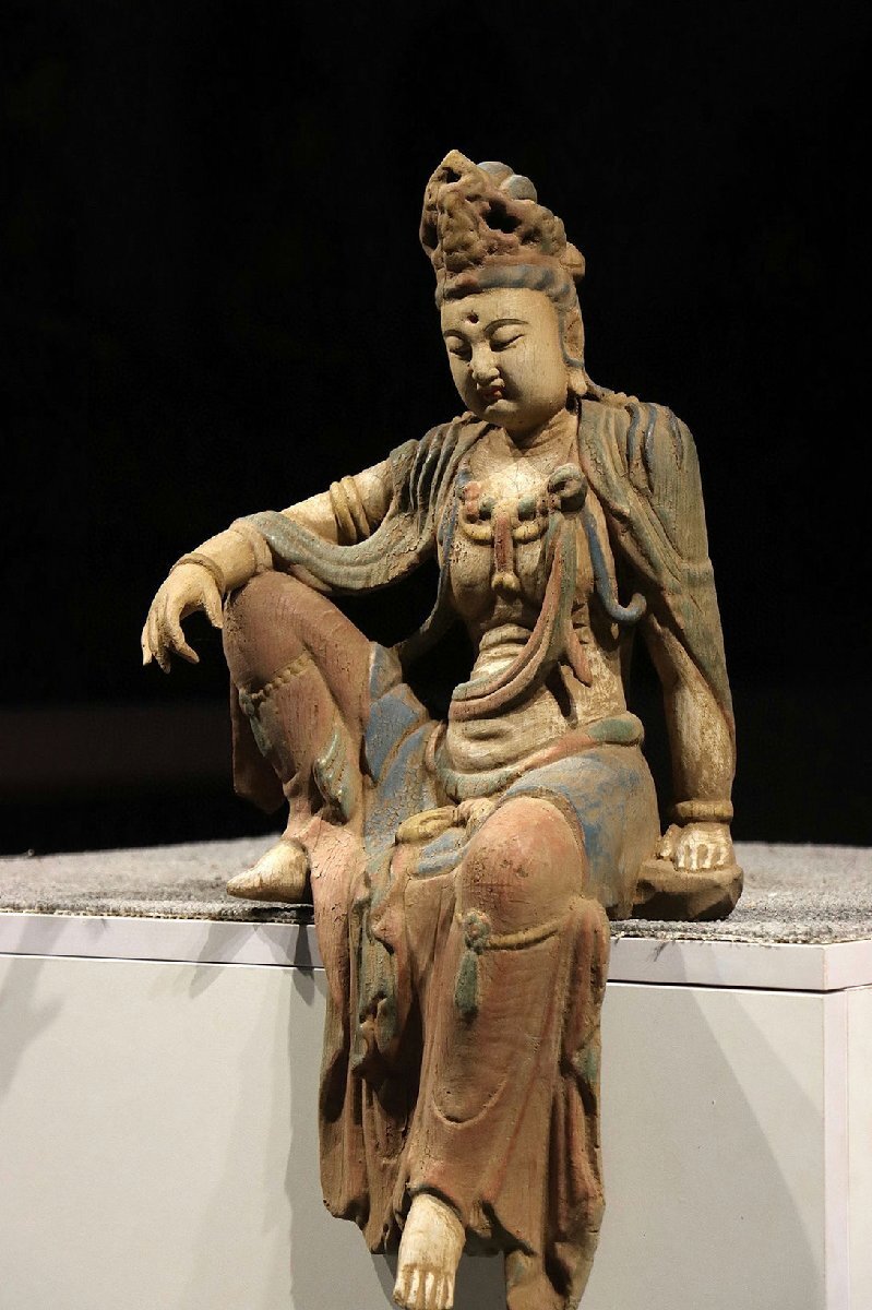 Yahoo!オークション - 渡鶴羽 P569宋時代 楠木木彫自在観音 楠木細工...