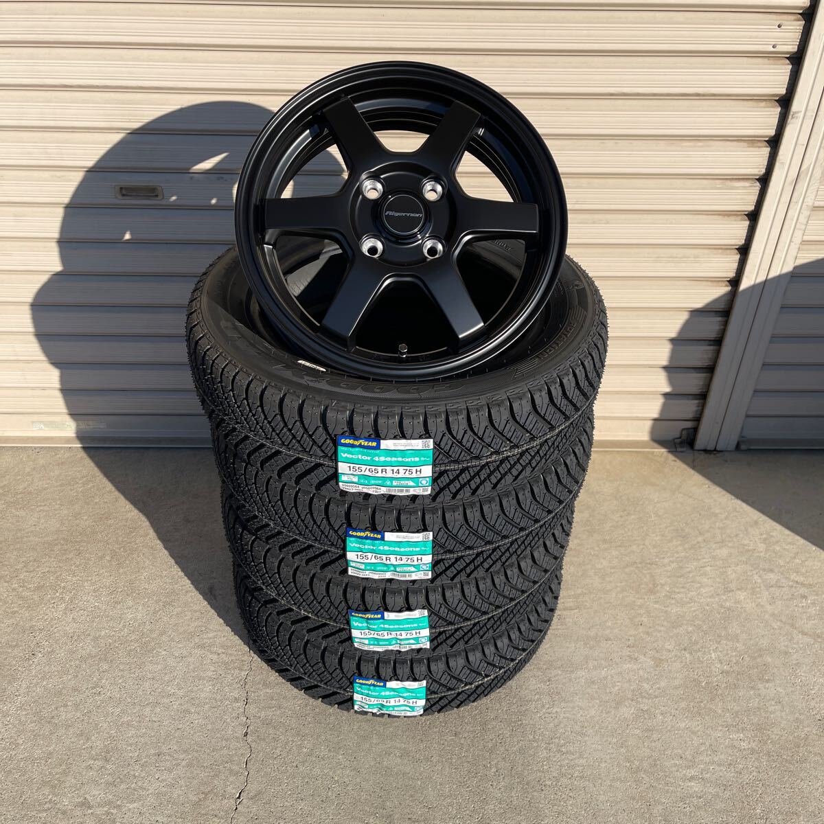 Yahoo!オークション - RX5 155/65R14 グッドイヤーベクター4シーズン N...