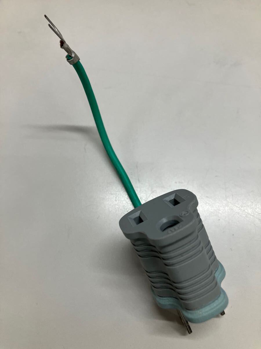3P→2P 変換 アダプター 1個 アース付 3P → 2P 灰 アダプタ アース 付 グレー 電源 コンセント 画像参照 NC NR(変圧器、アダプター)｜売買されたオークション情報 ...