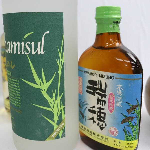 Yahoo!オークション - 【5本セット】焼酎各種（ジンロ チャミスル 竹炭...