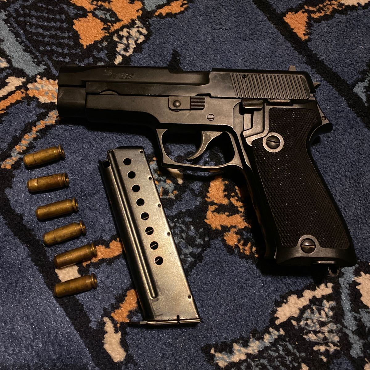 Yahoo!オークション - MGC.モデルガン.P220.箱無し.マニュアル無し