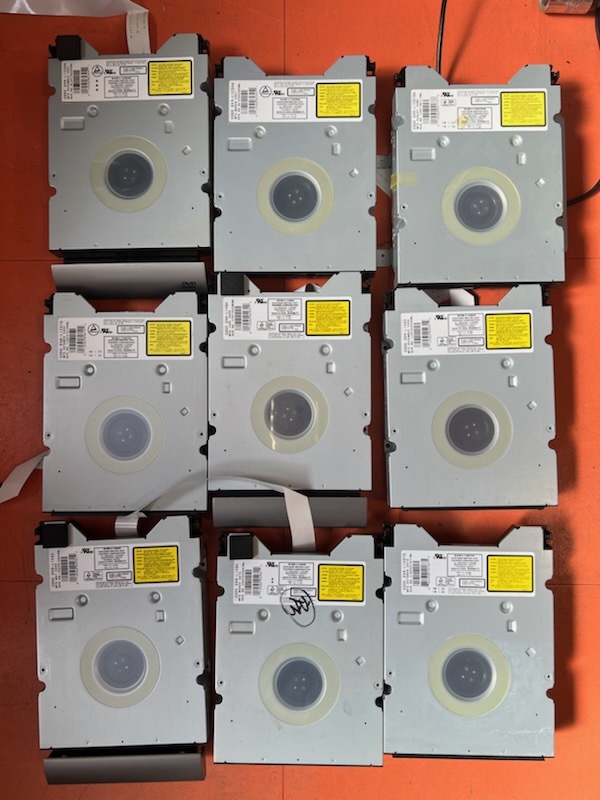 Yahoo!オークション - DVDレコーダー用DVDドライブまとめて9点 DVR-L12...