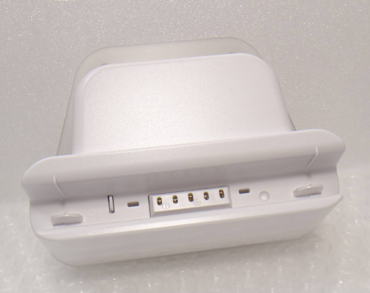 Yahoo!オークション - 美品 送料230円より NTTドコモ 卓上ホルダ F48 ...