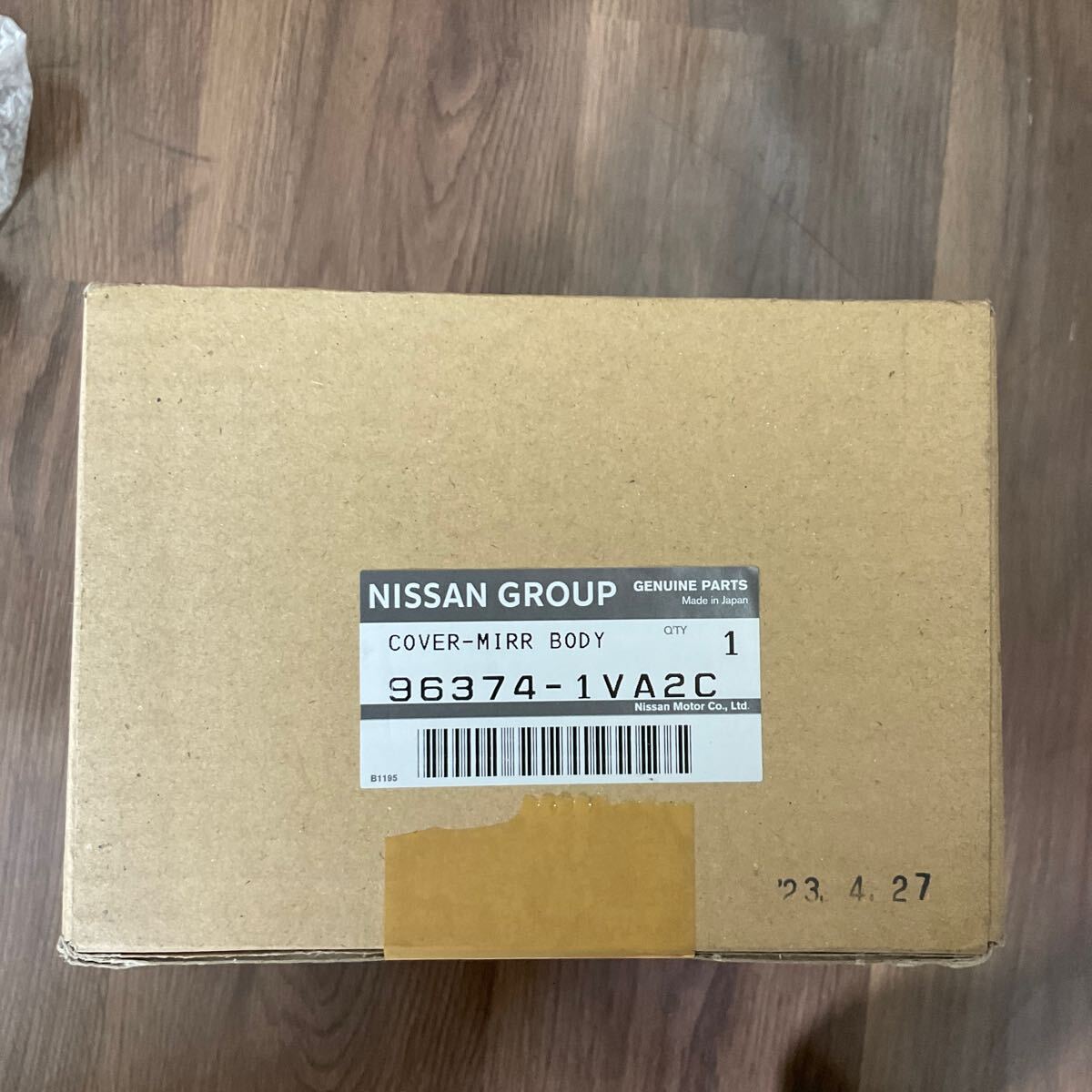 Yahoo!オークション - 日産純正 B30 NB30 ラフェスタ ミラーカバー ボ...