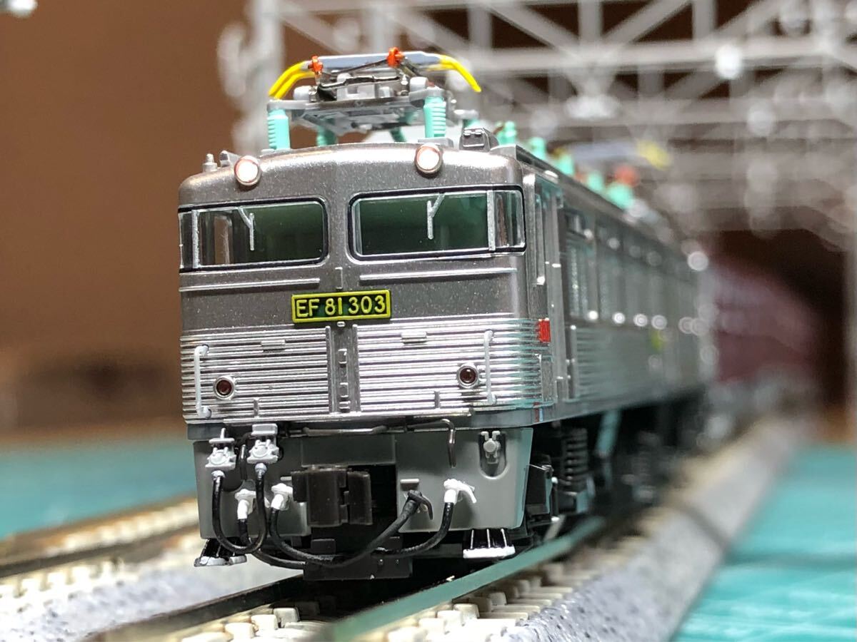 Yahoo!オークション - KATO 3067-3 EF81 300JR貨物更新車(銀)【EF81 30...