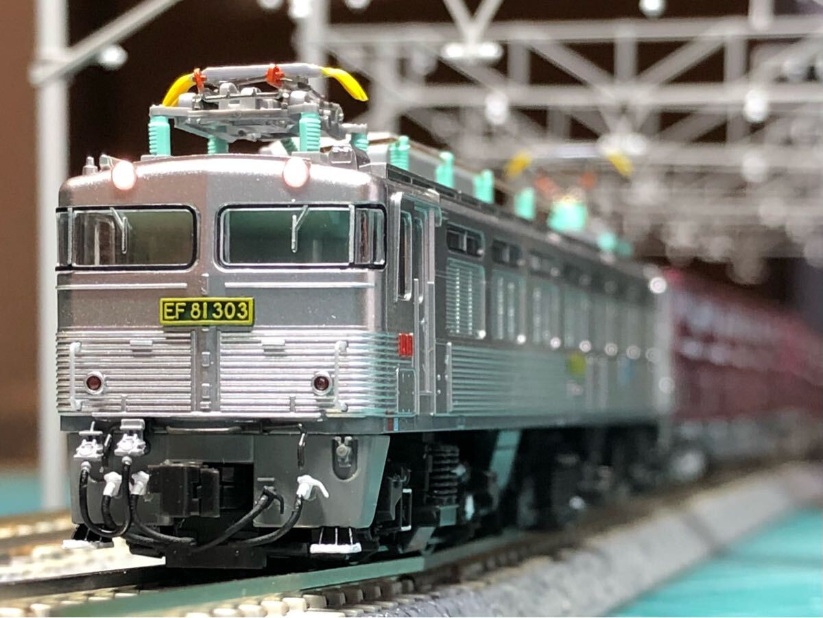 Yahoo!オークション - KATO 3067-3 EF81 300JR貨物更新車(銀)【EF81 30...