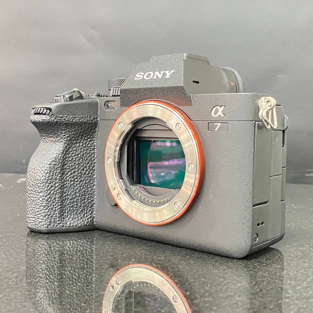 B 4689 SONY α7 ILCE-7M4 デジタル一眼カメラ ソニー(ソニー)｜売買されたオークション情報、yahooの商品情報をアーカイブ公開 - オークファン（aucfan.com）