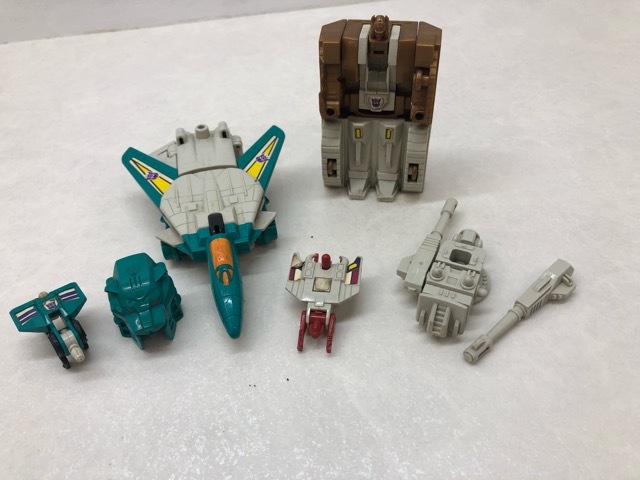 088/X282 旧タカラ トランスフォーマ ライオカイザー レオザック キルバイソン 昭和レトロ ジャンク品セット 部品取り 当時物(ビンテージ)｜売買されたオークション情報、yahooの ...