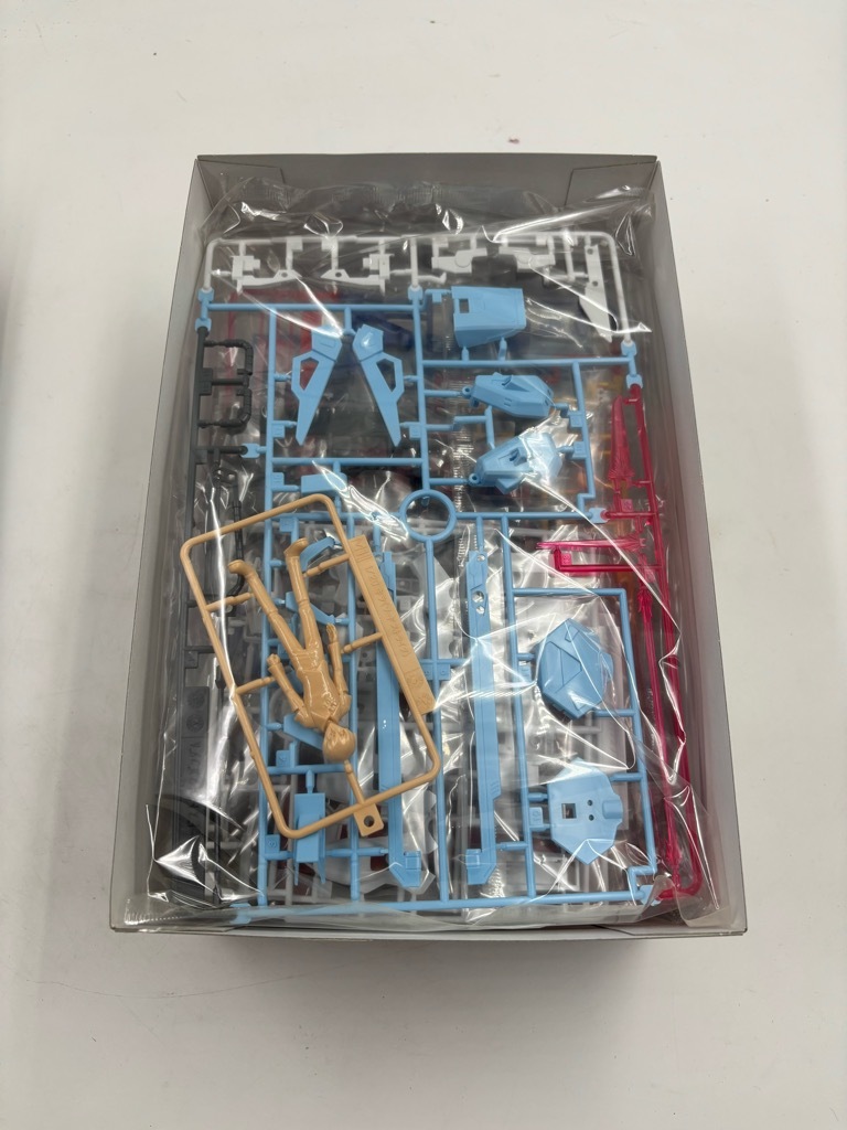 Yahoo!オークション - b-d1772 未組立 BANDAI/バンダイ 機動戦士ガンダ...