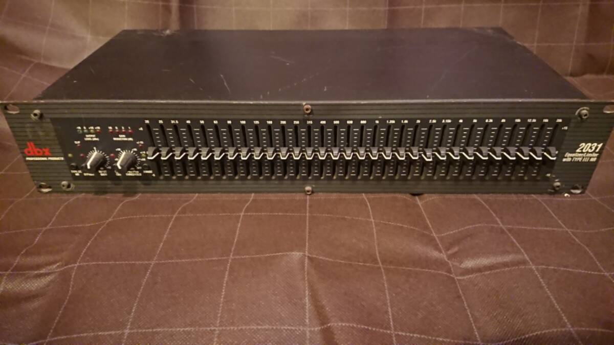 Yahoo!オークション - dbx グラフィックイコライザー リミッター 2031 ...