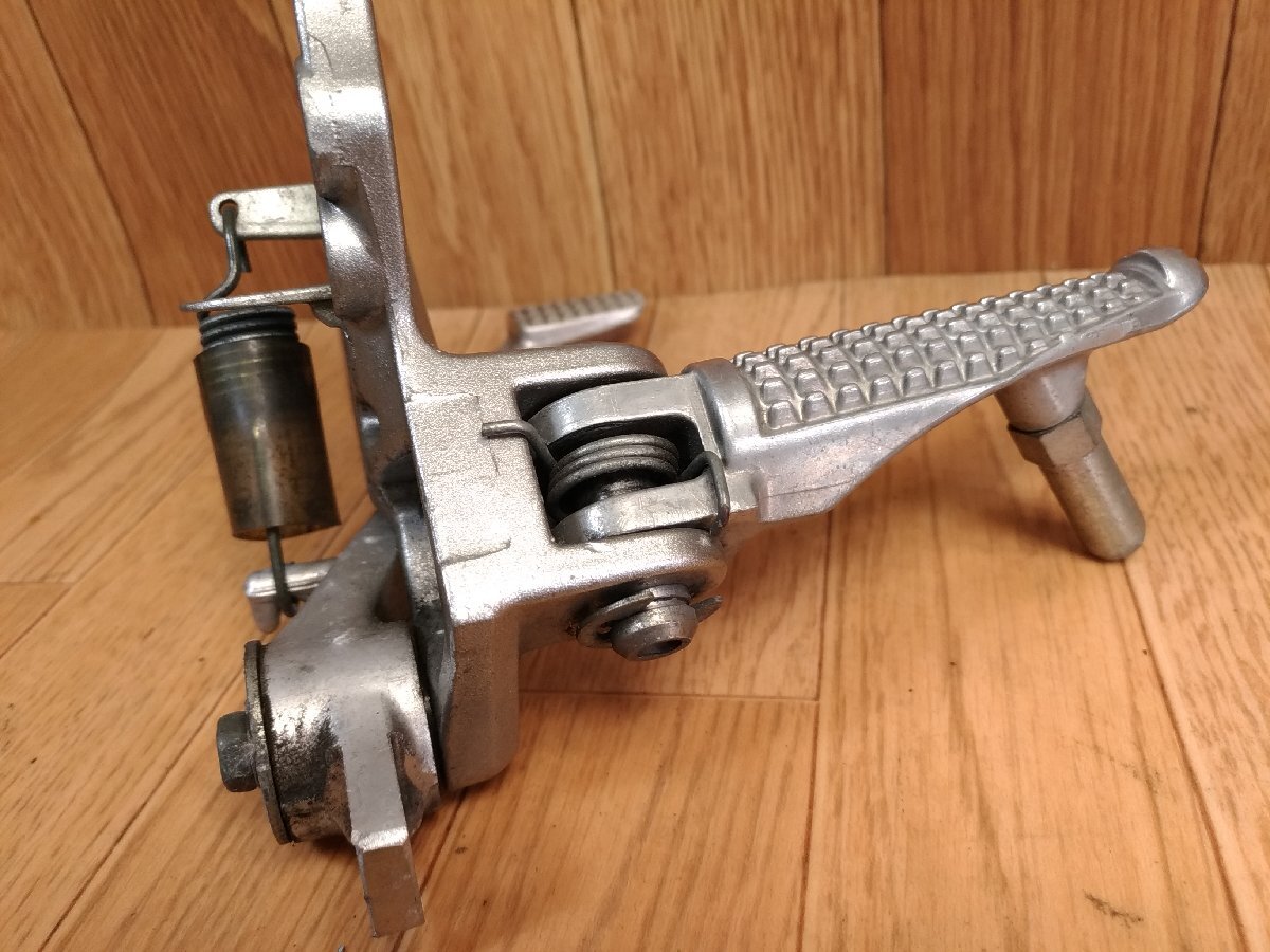 Yahoo!オークション - [K106] ZX-10R Ninja 純正メインステップ右/ブレ...