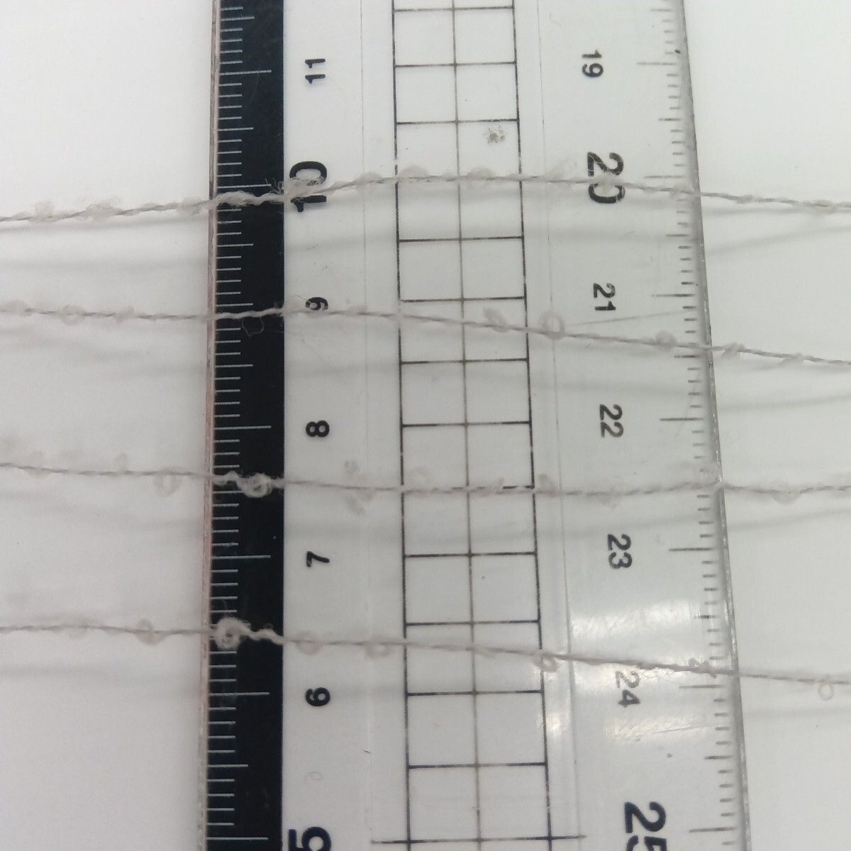 Yahoo!オークション - ウールの小さなループヤーン 370g 毛糸 ケイト ...