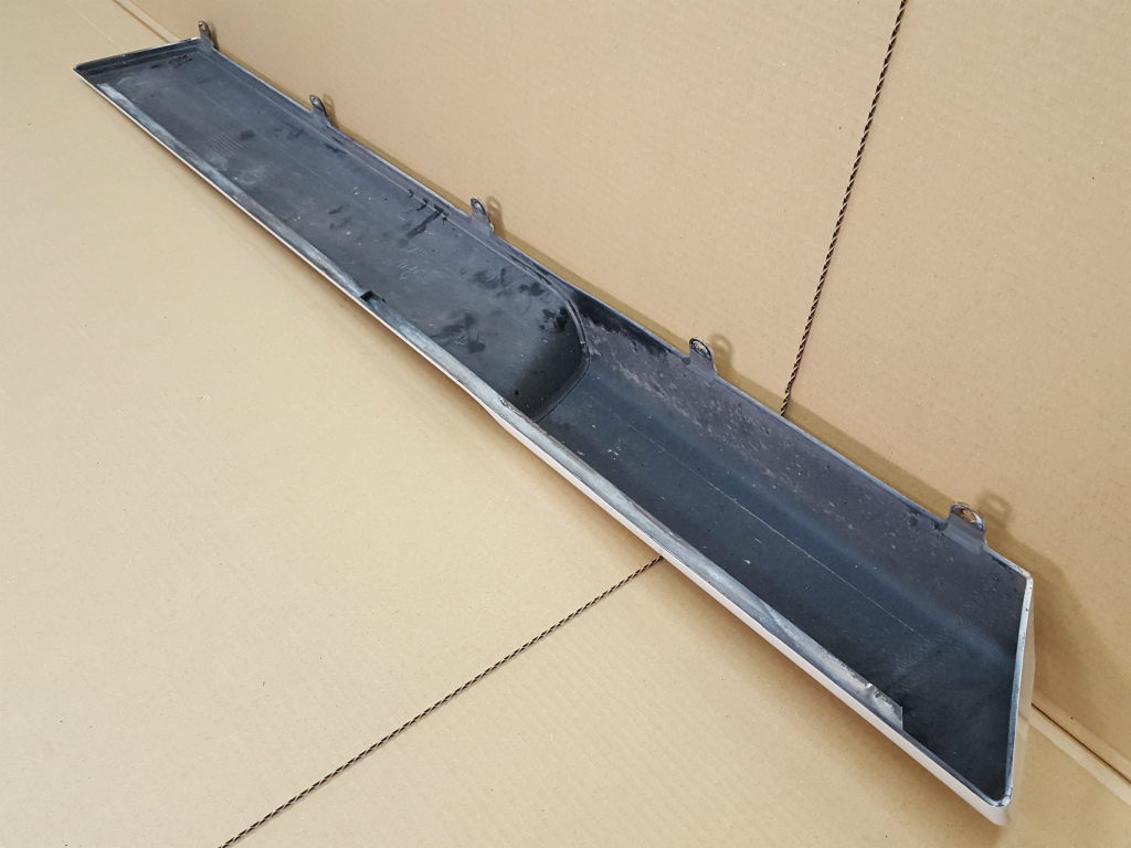 Yahoo!オークション - GF-TJ40H ジープ ラングラー 右 シル モールデ...