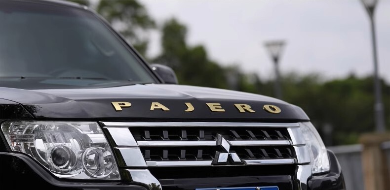 Yahoo!オークション - 三菱パジェロ V97 V93 エンジンフードエンブレム...