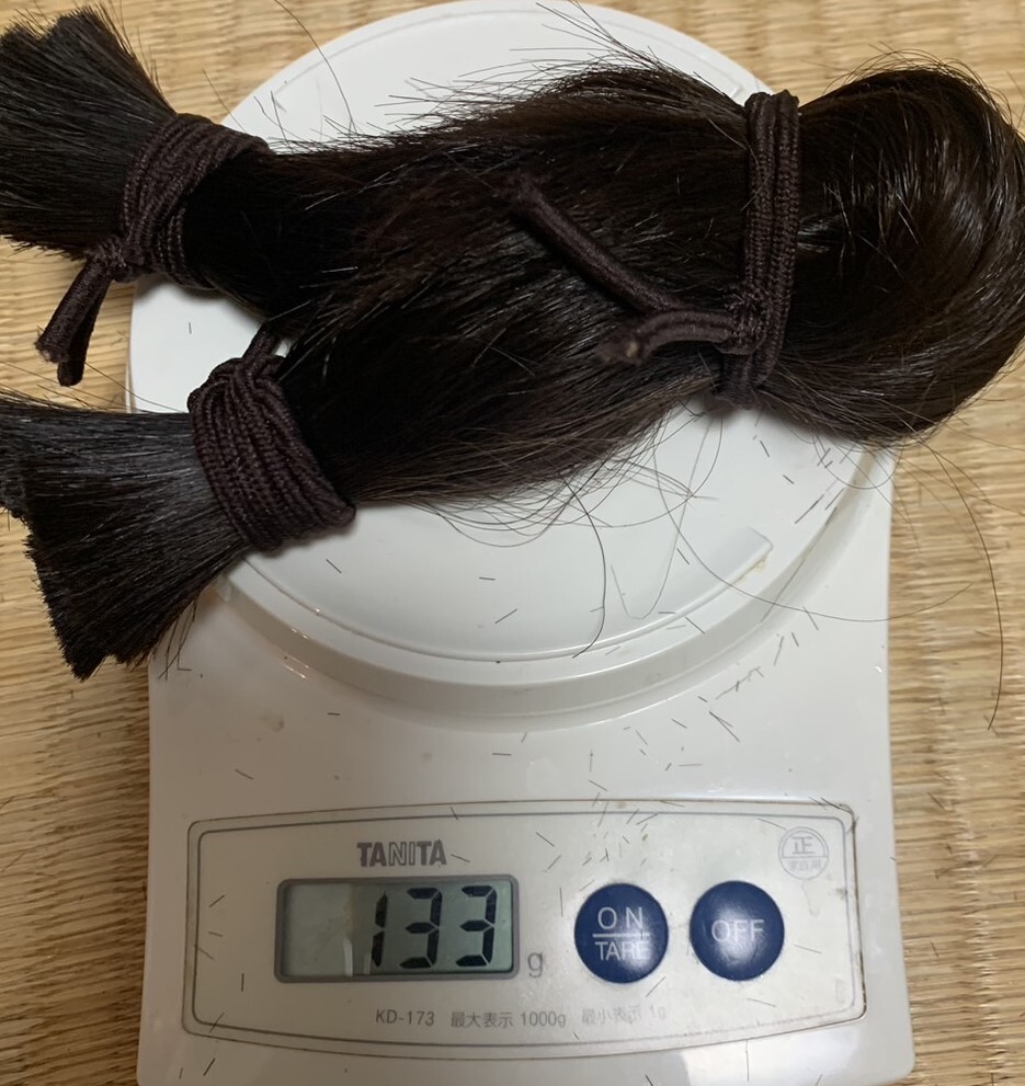 Yahoo!オークション - 髪束・毛束・約23cm・約133g 【エクステ・ヘアー...