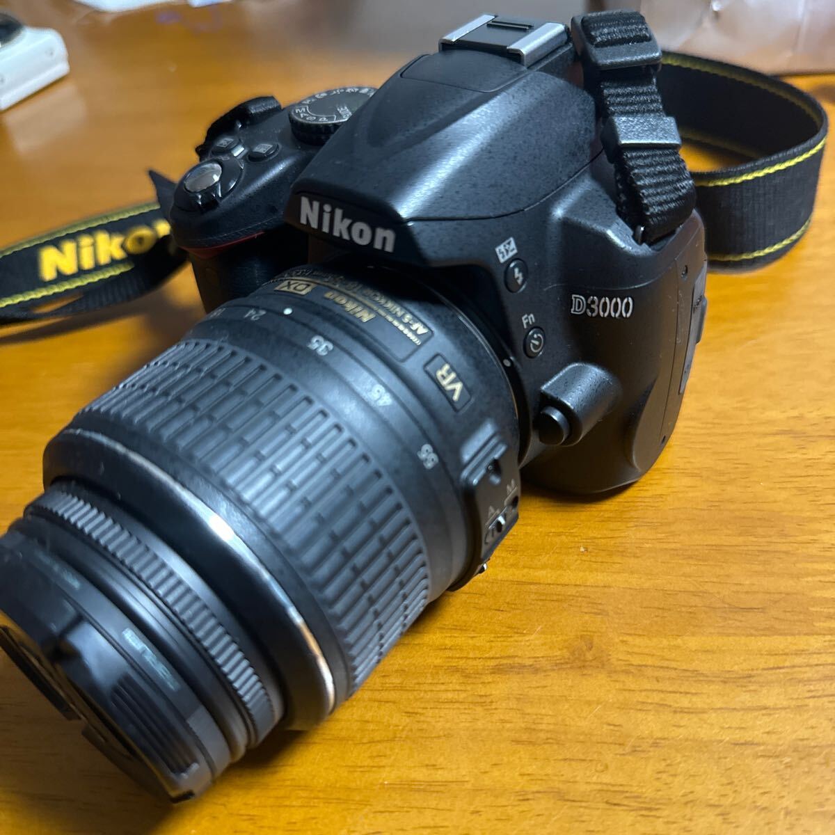 Yahoo!オークション - Nikon デジタルカメラ D3000