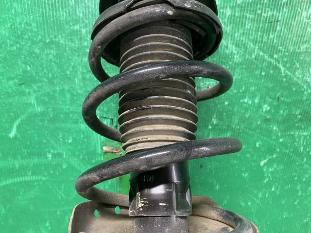 Yahoo!オークション - フォレスター DBA-SJG 左FストラットASSY G1U 20...