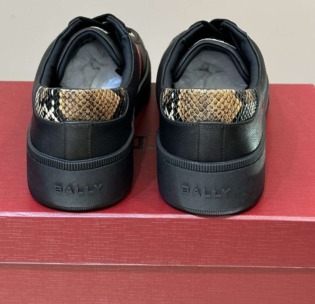 Yahoo!オークション - 未使用 Bally（バリー）スニーカー メンズ ブラ...