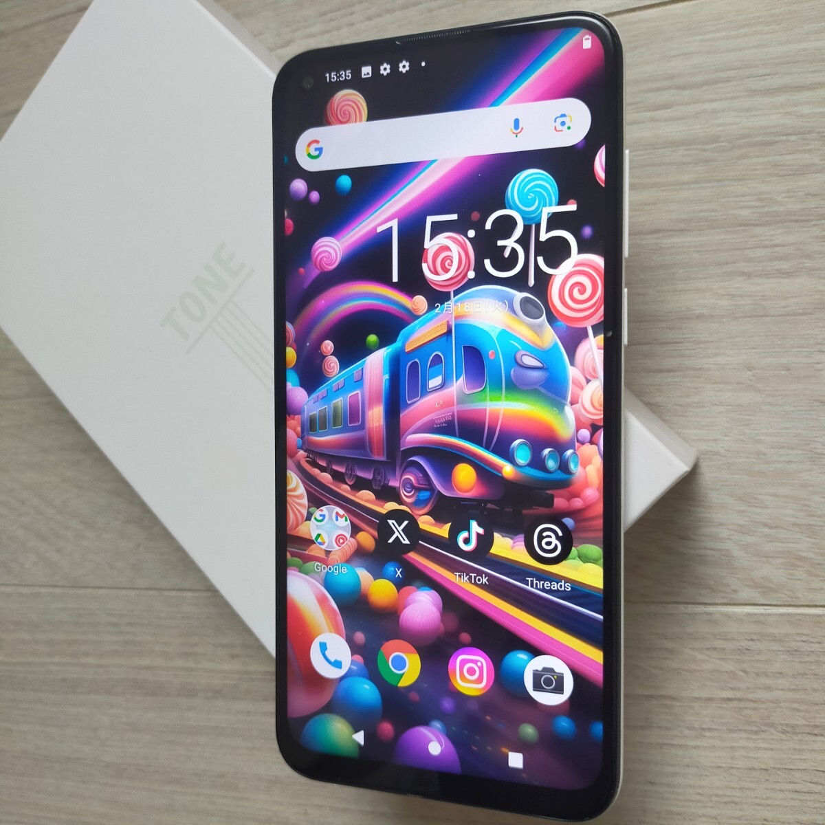 Yahoo!オークション - 「TONE e21」 ホワイト RAM6GB.ROM128GB 割と使...