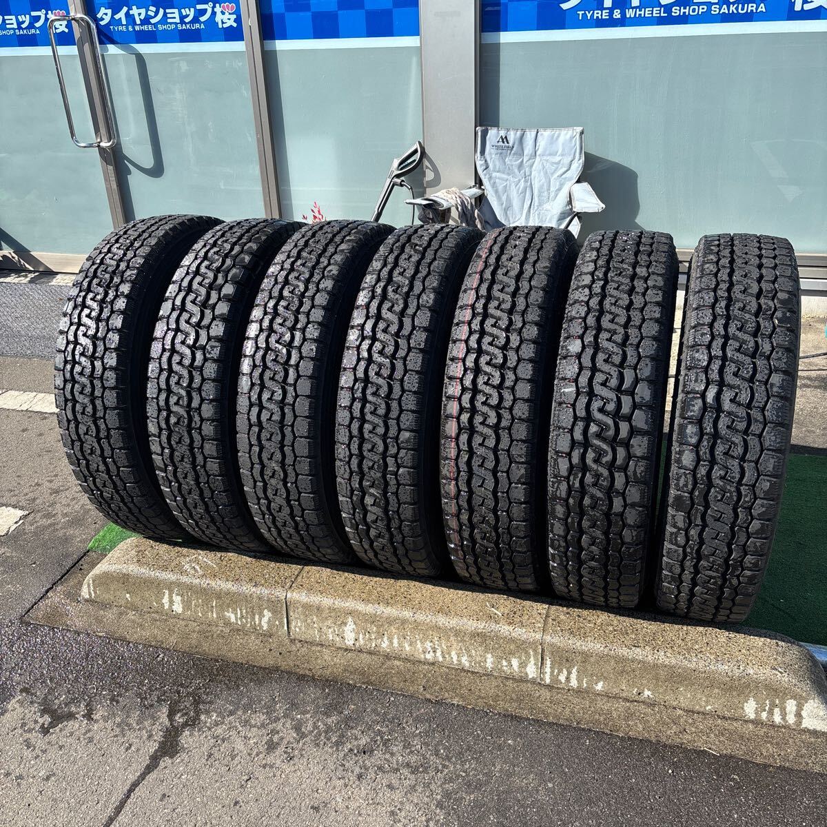 Yahoo!オークション - 9R19.5 BRIDGESTONE M810 2022年製 ほぼ新品 ミ...