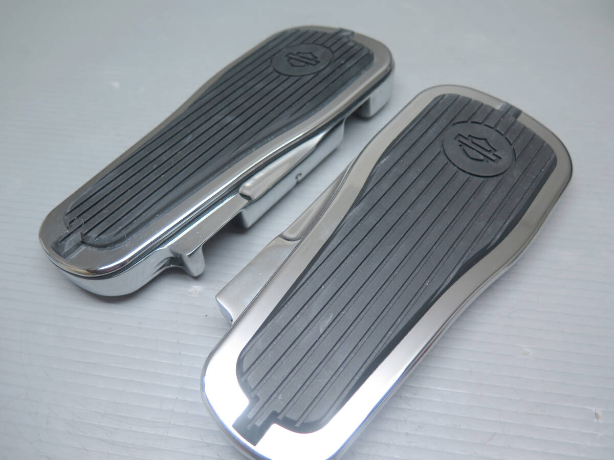 品 ハーレー ダイナ ソフテイル ツーリング 純正 テーパーパッセンジャー フットボードキットクレスト 50396-05 2501KK53(ハーレーダビッドソン用)｜売買されたオークション情報 ...