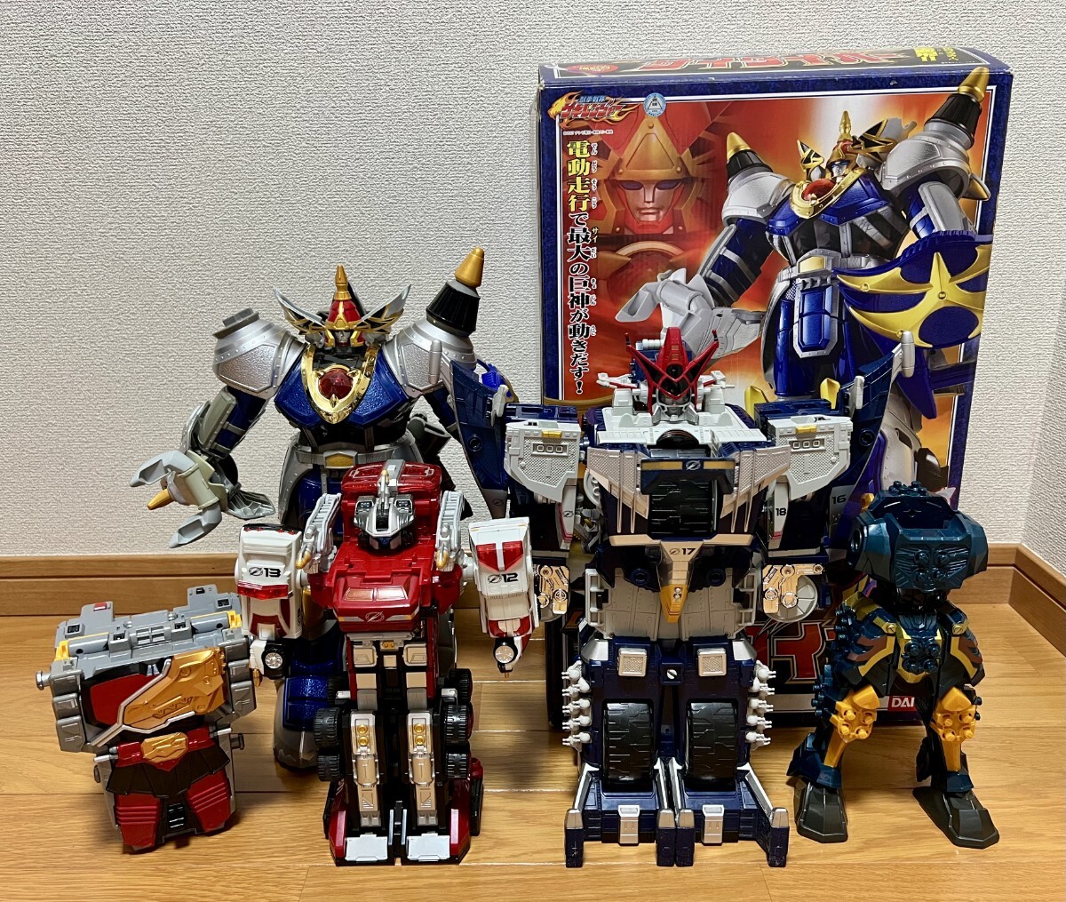 戦隊ロボ セット 轟轟戦隊ボウケンジャー ダイボイジャー サイレンビルダー 獣拳戦隊ゲキレンジャー サイダイオー ブラギオー パーツ DX :: Yahoo!Auction｜DEJAPAN ...